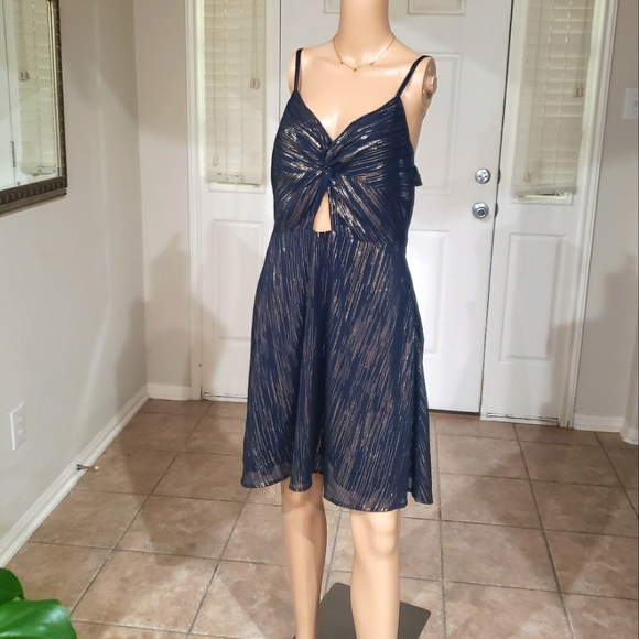 Gilli | Dresses | Nwt Gilli L Metallic Gold Splatter Chiffon Cutout ...